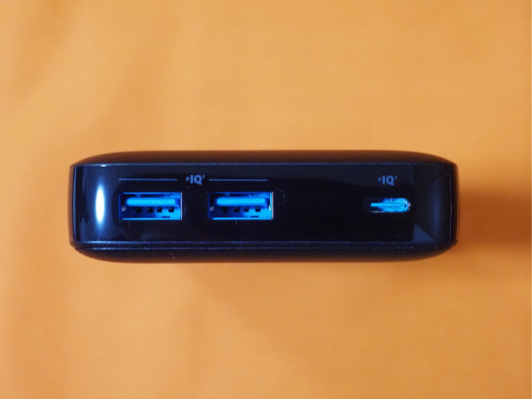 【デザイン一新!?】Anker 335 Power Bank PowerCore 20000｜超大容量モバイルバッテリー | レジハック